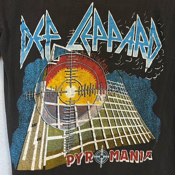 Fantasy | Shirts | Vintage 8s Def Leppard Graphic Tee | Poshmark
